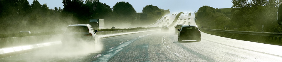 Driving safely in bad weather: useful tips | Locauto
